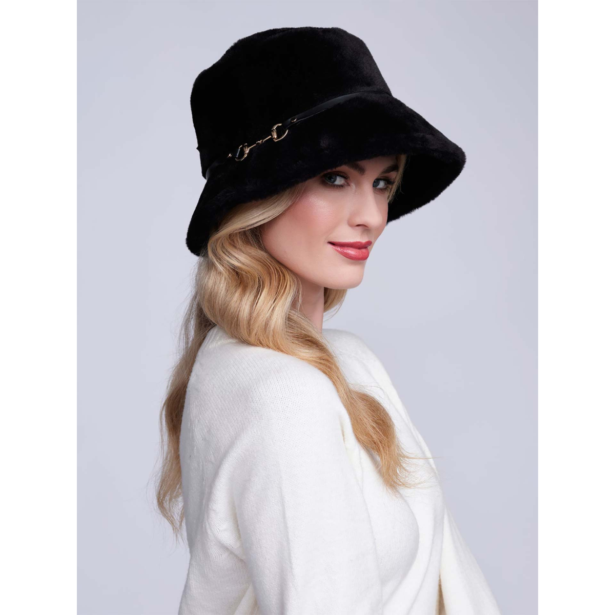 Chapéu Bucket Cathy - Estilo Descontraído | PIA ROSSINI - 1893250023PRT ...