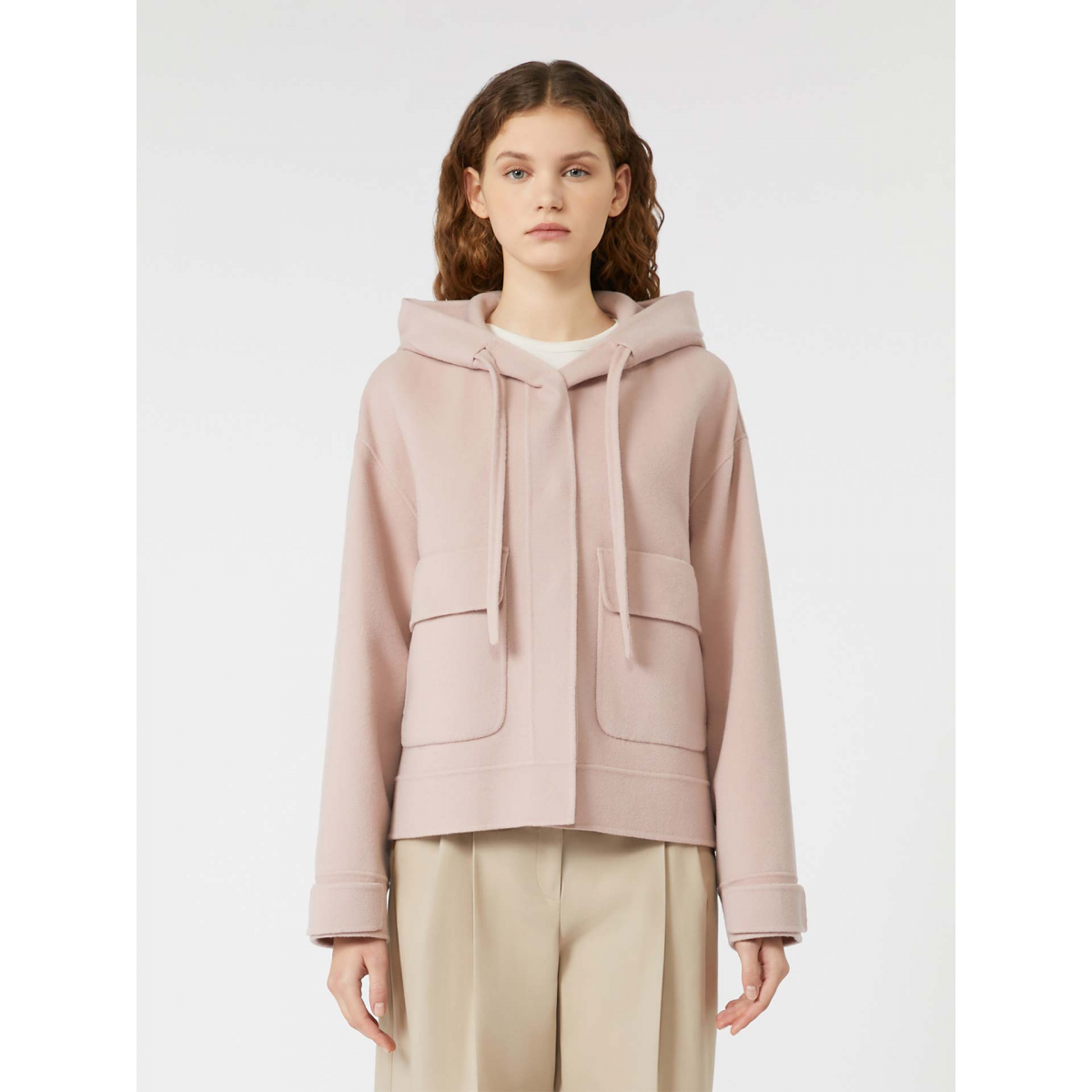 Casaco Gary: Elegância e Conforto com o selo Weekend Max Mara - 1000250098RSC - Marques Soares